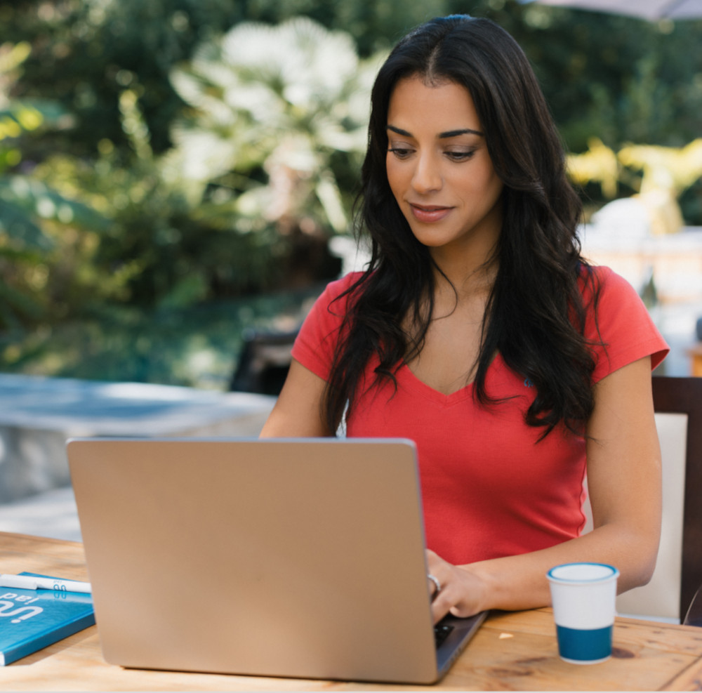 Join one of the largest European property networks! - Join iad UK